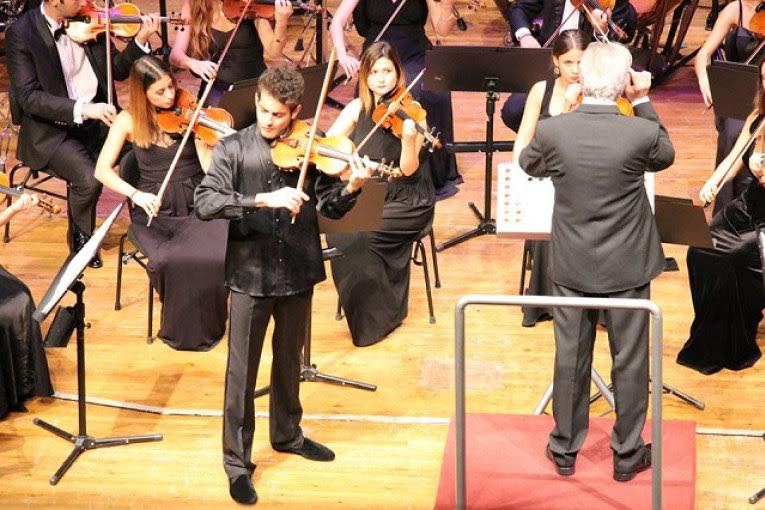 Talentet shqiptare që i njohim me vonesë! - Anabel Dossier