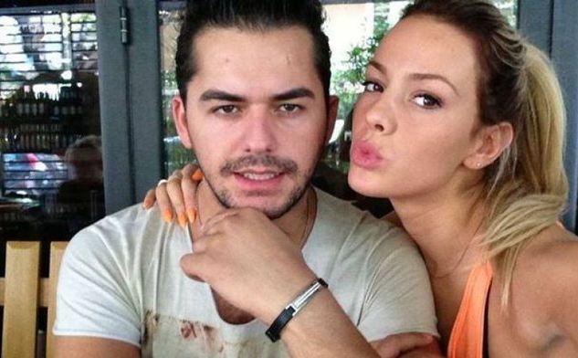 Shpat Kasapi shows how she felt when Aferdita married and could not be ...