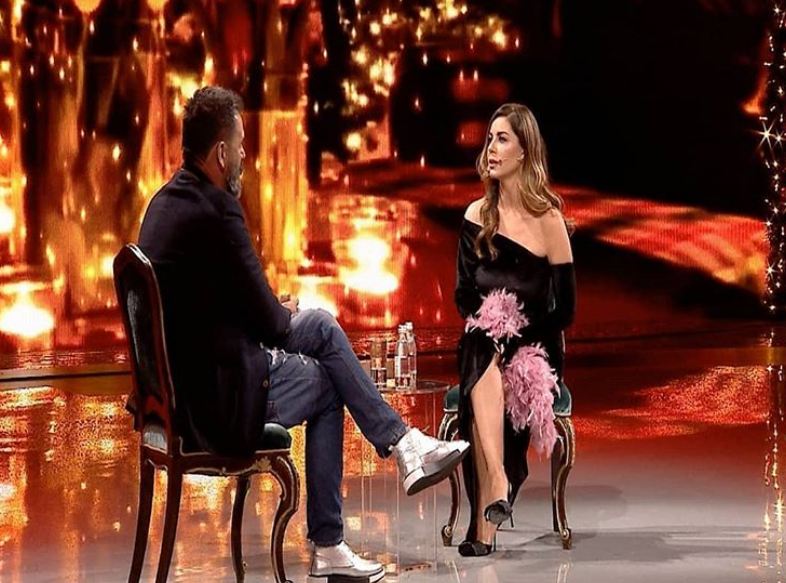 Si asnjëherë më parë, Jonida Shehu interviston të shoqin! - TV Mania