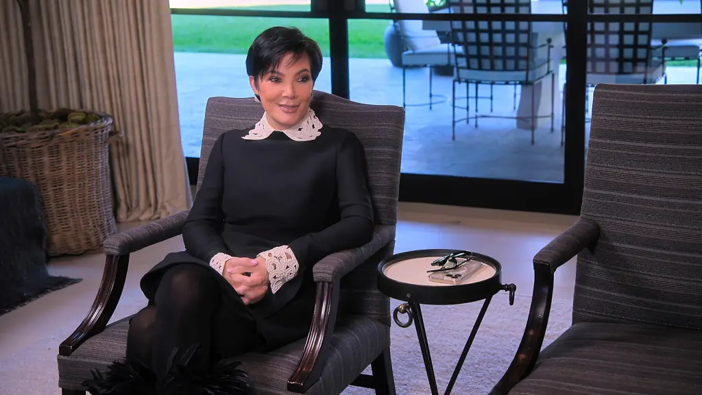 Kris Jenner flet për operacionin, pasi u diagnostikua me tumor - Celebrity Kris Jenner flet për operacionin, pasi u diagnostikua me tumor - Celebrity